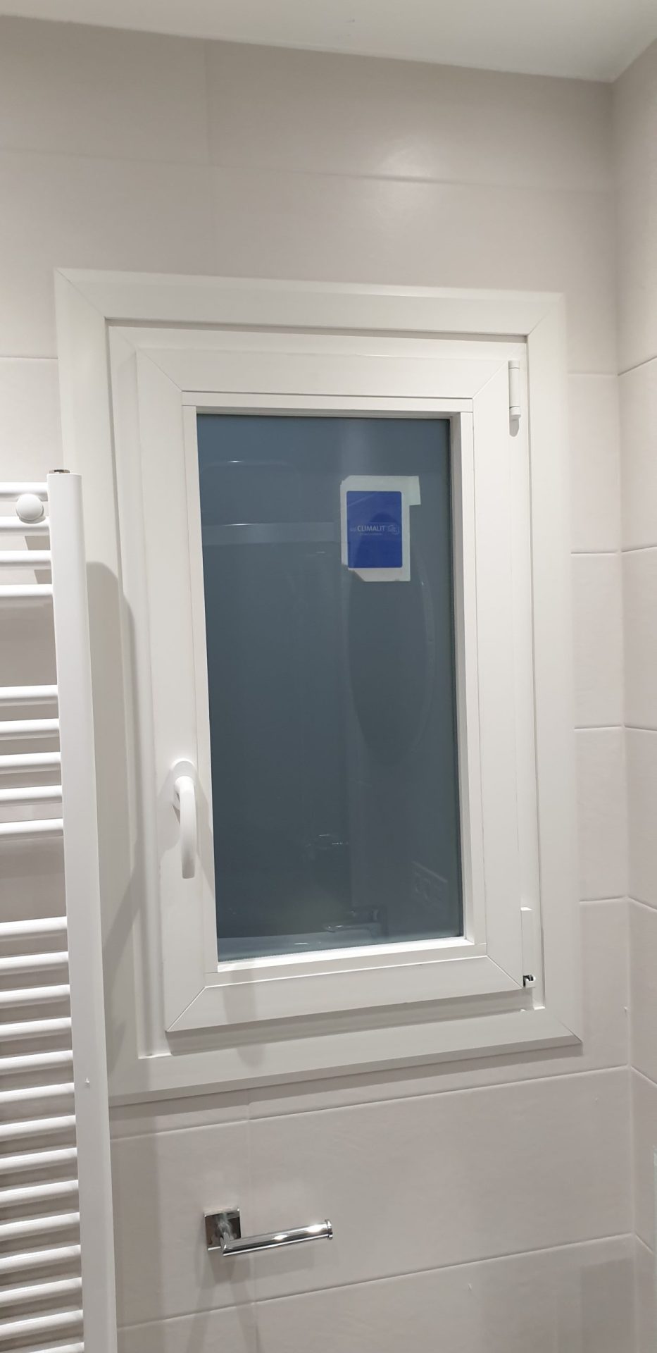 Pvc Blanco .Cuartos de baños • OFR Ventanas