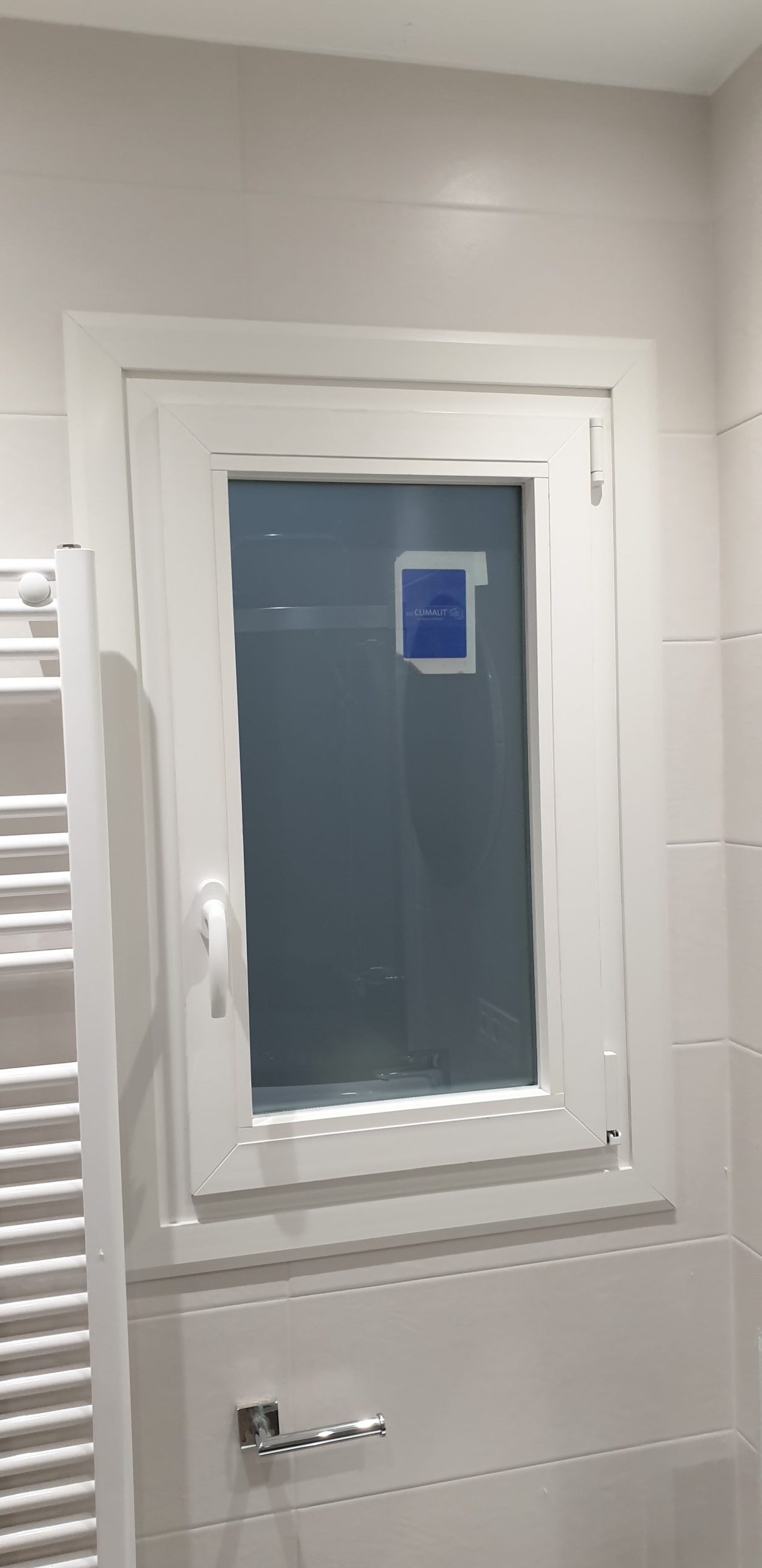 Pvc Blanco .Cuartos de baños • OFR Ventanas